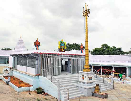 అమ్మవారు కట్టించుకున్న ఆలయం | telugu-news-special-story-on-goda ...