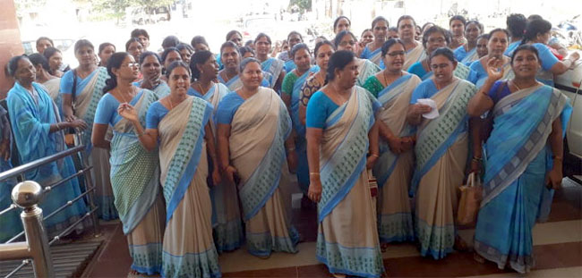 AP Anganwadi Workers: అంగన్వాడీలు సమ్మె విరమించాలని ఏపీ ప్రభుత్వం ...