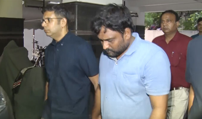 CBI:వివేకా హత్యకేసు.. చంచల్‌గూడ జైలుకు ఉదయ్‌కుమార్‌రెడ్డి | fourteen-days-custody-for-uday-kumar ...