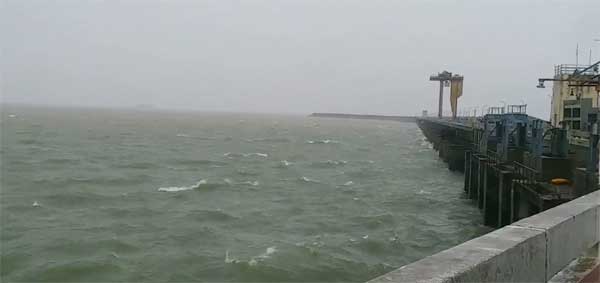 Telangana News: శ్రీరామ్‌సాగర్‌ ప్రాజెక్టుకు తగ్గిన వరద ఉద్ధృతి ...