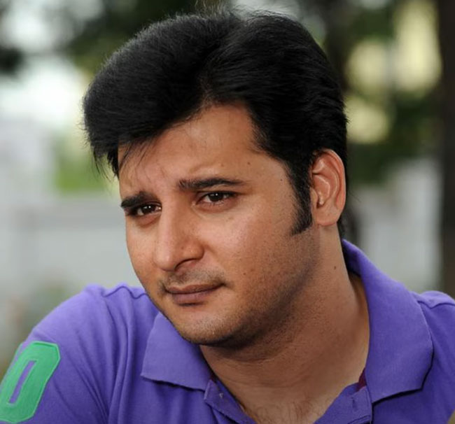 Abbas: స్టార్‌గా ఎదిగి.. ట్యాక్సీ డ్రైవర్‌గా మారి: ‘ప్రేమదేశం’ అబ్బాస్ ...