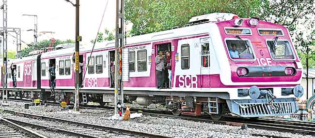 చుక్‌ చుక్‌ బండి.. వేళకు రాదండి | general