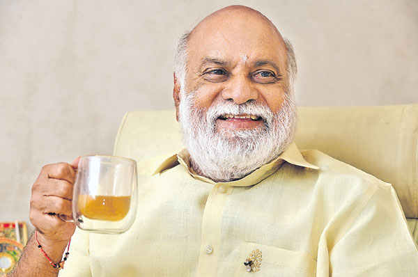Raghavendra Rao: పనిలోనే ఆనందం... అదే నా జీవన రహస్యం | raghavendra-rao ...