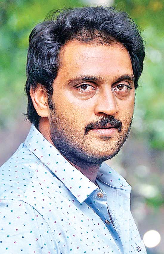 డాడీ.. ‘ఎప్పుడూ దెబ్బలు తింటావేంటి? | actor-ajay-successfully-completed ...