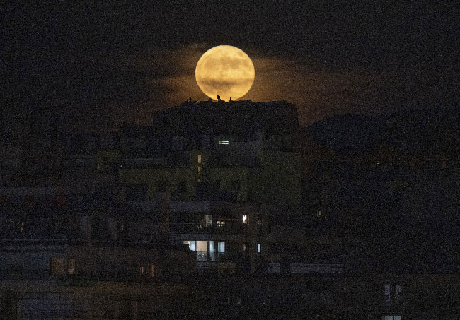 supermoon:ఈ ఏడాది తొలి సూపర్‌మూన్‌.. | july-supermoon-today-moon-will ...