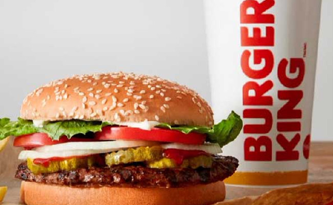 Burger King: టమాటాకు ‘బర్గర్‌ కింగ్‌’ బై బై.. | burger-king-stops-using ...
