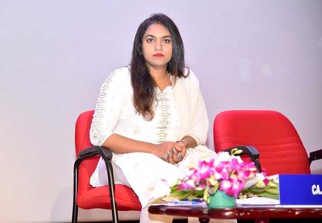 Divya Rao: ‘ఇంత చదువుకుని.. ఇడ్లీలు, దోసెలు అమ్ముతావా?’ అన్నారు ...