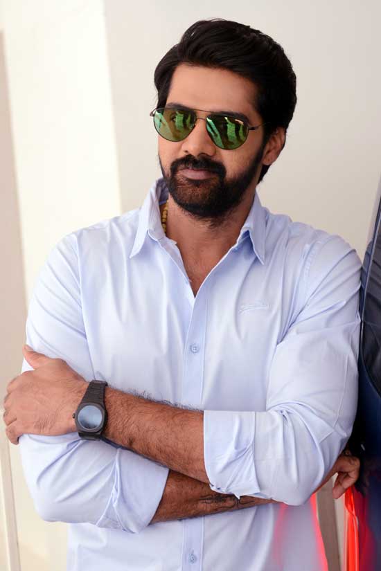నేను నటిస్తుంటే కాజల్‌ భయపడేది: నవీన్‌చంద్ర | actor-naveen-chandra ...