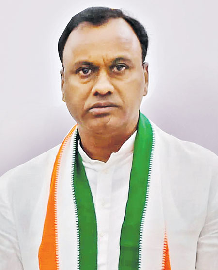 Raj Gopal Reddy అధిష్ఠానం ఆదేశిస్తే పోటీకి ఆలోచిస్తాం | general