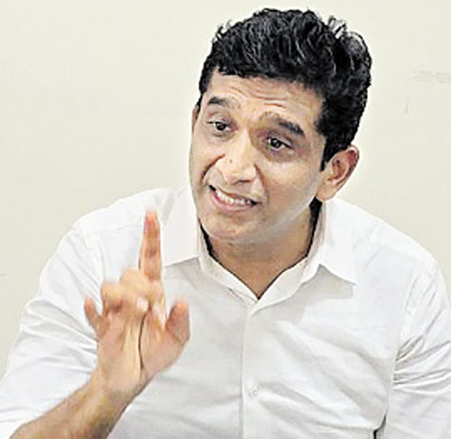 MLA Sanjay: ప్రాణమున్నంత వరకూ భారాసలోనే.. | korutla-mla-sanjay-kumar-political-comments-on ...