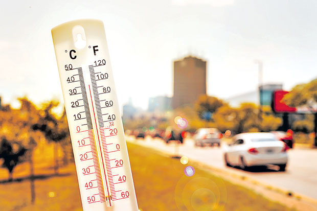 High Temparatures: ఆకలి మంటల్ని రాజేస్తున్న ఎండలు | heat-waves-and-high ...