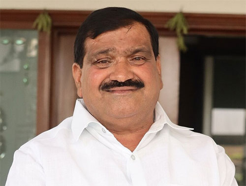Mahender reddy: ఖాళీల భర్తీపై సీఎం కేసీఆర్‌ దృష్టికి తీసుకెళ్తా: మంత్రి ...
