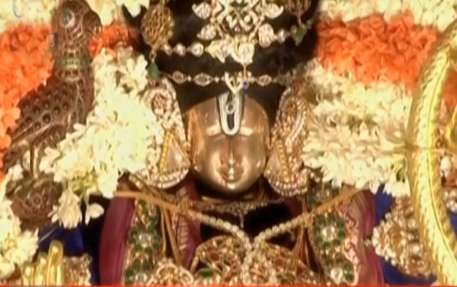 Tirumala: వైభవంగా శ్రీవారి బ్రహ్మోత్సవాలు.. ముత్యపు పందిరి వాహనంపై ...