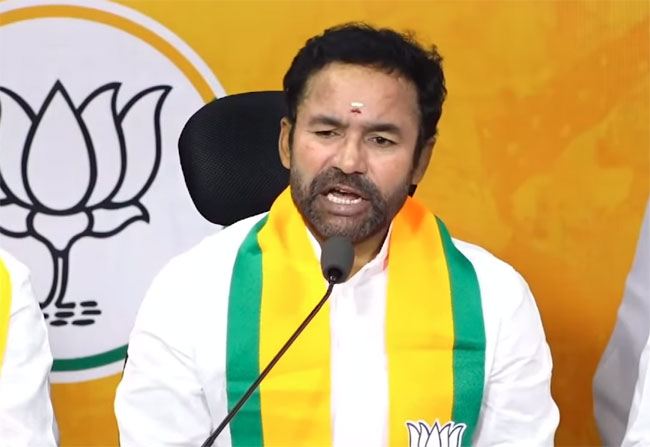 Kishan Reddy: ఆ డబ్బులు లెక్కించలేక యంత్రాలు వేడెక్కి మొరాయిస్తున్నాయి ...