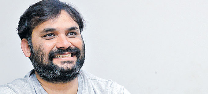 ఆ రెండు కుదిరితేనే మంచి పాటలు | lyricist-srimani-interview