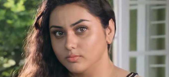 ఓటీటీలో అడుగుపెడుతున్న నమిత | -namitha-to-back-a-new-ott-platform