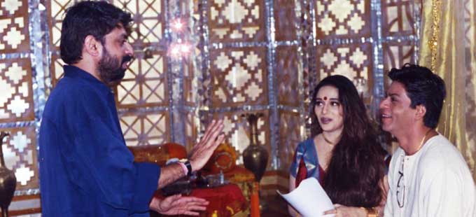 ShahRukh Khan: అంతా ఓకే.. ధోతీ తప్ప | shahrukh-khan-about-his-film ...