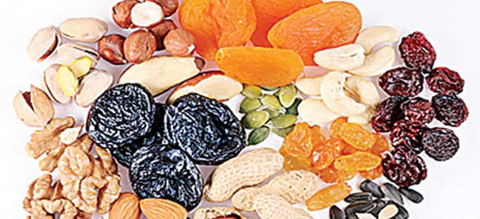 dry fruits: బాదం పప్పు పొట్టు తీయకుండా తింటే లాభమేంటి? | health ...