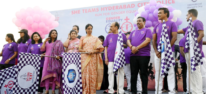 Gender Equality Run: హైదరాబాద్‌లో ఉత్సాహంగా షీ టీమ్స్‌ 5కే, 2కే రన్ ...