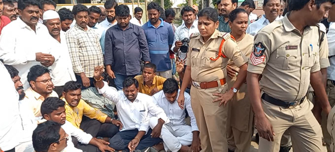 Macharla: నివురుగప్పిన నిప్పులా మాచర్ల.. ఎక్కడికక్కడ తెదేపా నేతల ...