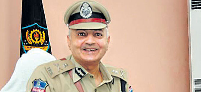 పోలీస్‌ అకాడమీ సంచాలకుడిగా సందీప్‌ శాండిల్య | general