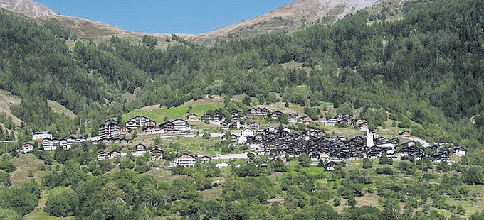 రండి బాబూ.. రండి.. | switzerland-village-albinen-invites-tourists-and ...