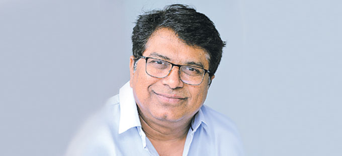 Dasaradh: ఒక్కటి... ఆరు పరాజయాలతో సమానం | dasaradh-latest-interview-on ...