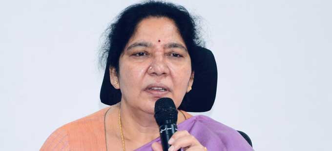 Satyavathi: కాంగ్రెస్ ఎస్టీ డిక్లరేషన్ పూర్తిగా కుట్ర పూరితమే: మంత్రి ...