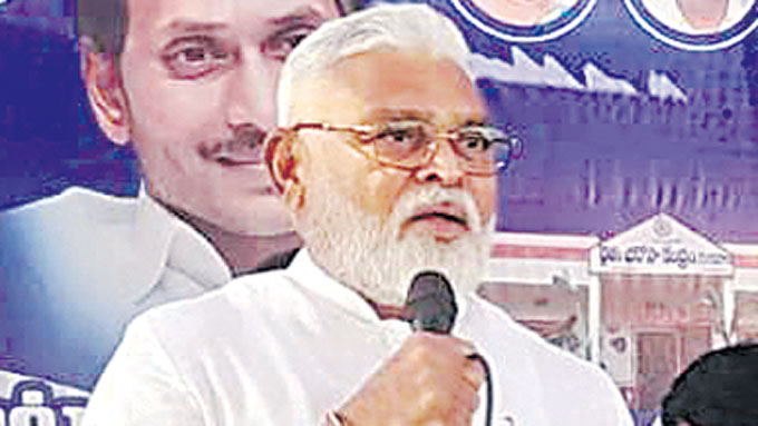 Ambati Rambabu: ఎవరో చెప్పింది చేస్తానంటే ఎలా నమ్ముతారు?: పవన్‌పై అంబటి ...