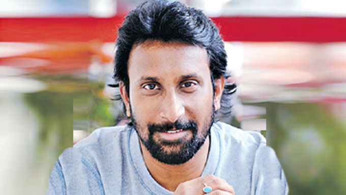 Atharva: క్లైమాక్స్‌ను ఎవరూ ఊహించలేరు | atharva-movie-director-mahesh-reddy-special-interview