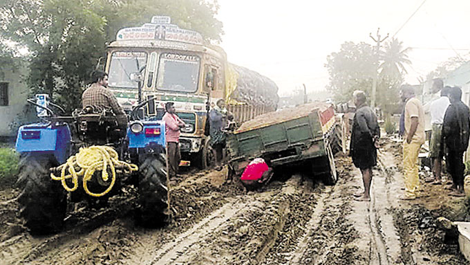 AP Roads: నమ్మండి.. ఇది ఆర్‌అండ్‌బీ రోడ్డే | general