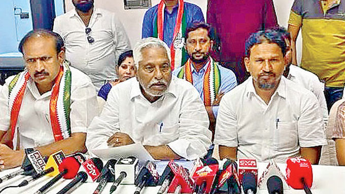 MLC Jeevan reddy : కొత్త జిల్లాల కుదింపు ఉండదు.. : ఎమ్మెల్సీ జీవన్ ...