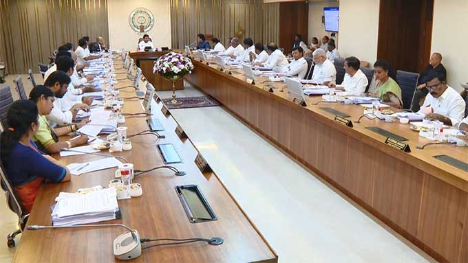 AP Cabinet: డీఎస్సీ విడుదలకు ఏపీ కేబినెట్‌ ఆమోదం | ap-cabinet-approves-for-dsc-notification