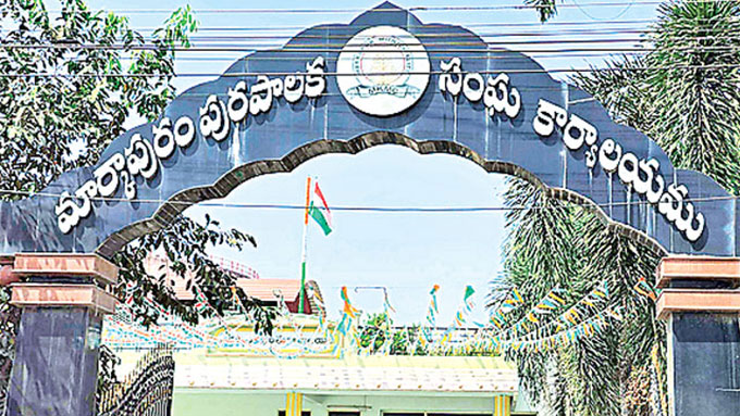 Markapuram: ఆ బాలుడు.. అక్రమాల లోలుడు | general