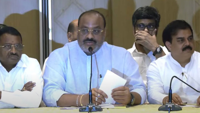 TDP-Janasena: తెదేపా, జనసేన మేనిఫెస్టోలో మరో కీలక హామీ.. చర్చించిన నేతలు | meeting-of-telugu ...