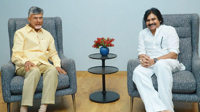 Chandrababu-Pawan Kalyan: చంద్రబాబుతో పవన్‌ కల్యాణ్‌ భేటీ | pawan-kalyan-meets-chandrababu
