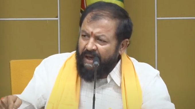 Chintamaneni: గులకరాయి డ్రామా ఫెయిల్‌.. జగన్‌ ఫ్యామిలీ జాగ్రత్తగా ...