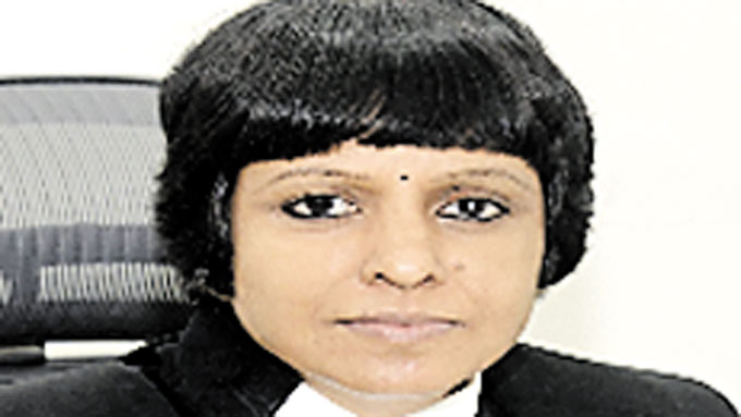 Telangana High Court: ఒకే రోజు 76 కేసుల్లో తీర్పులు.. జస్టిస్ ...