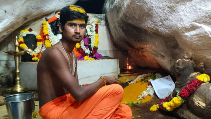 దేవరగట్టులో ప్రత్యేక పూజలు | special-pooja-in-devaragattu