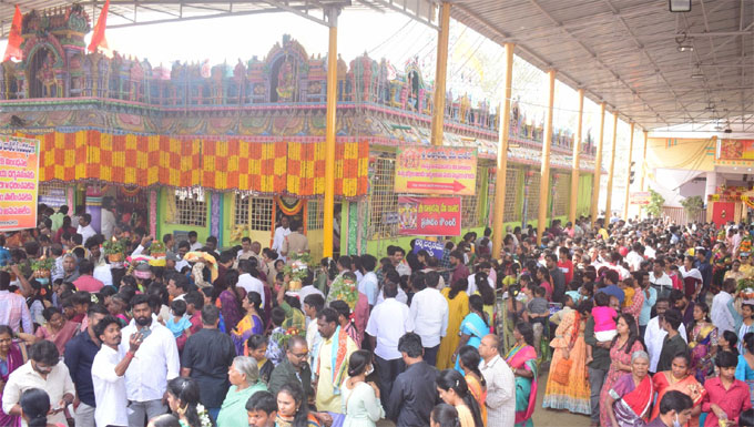 Chittaramma Temple: ఘనంగా చిత్తారమ్మ అమ్మవారి జాతర | Many Devotees In ...