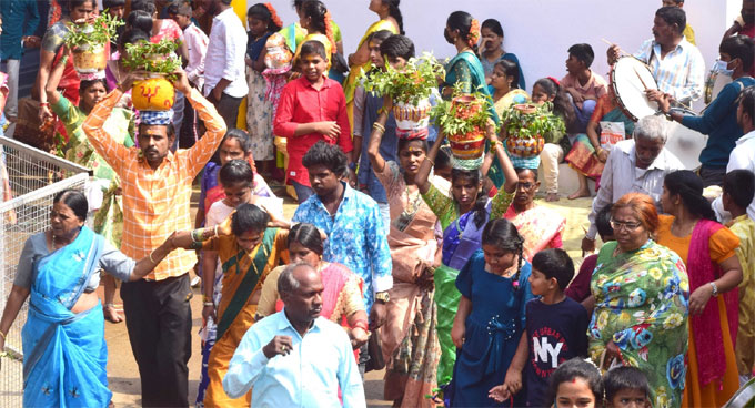Chittaramma Temple: ఘనంగా చిత్తారమ్మ అమ్మవారి జాతర | Many Devotees In ...