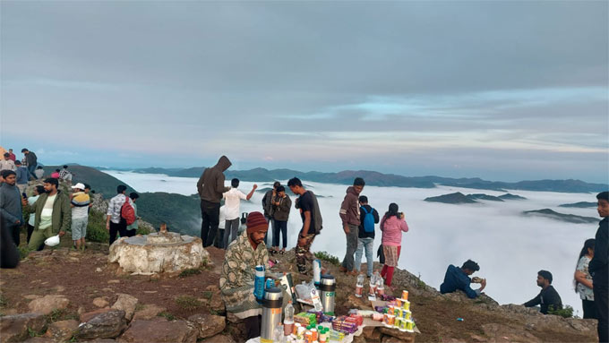 Vanjangi Hills : వంజంగి కొండల్లో మంచు అందాలు.. ఫొటోలు | Beautiful snow ...