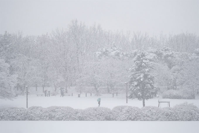Snow fall : ఐరోపా దేశాలను ముంచెత్తిన ‘మంచు’ | Snow fall in European ...