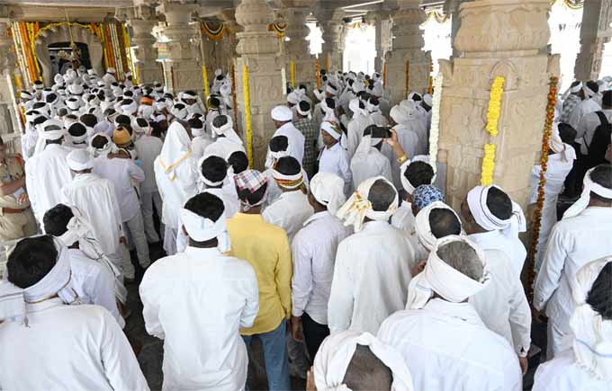 Nagoba Jatara : మహాపూజలతో ప్రారంభమైన నాగోబా జాతర | Nagoba Jatara ...