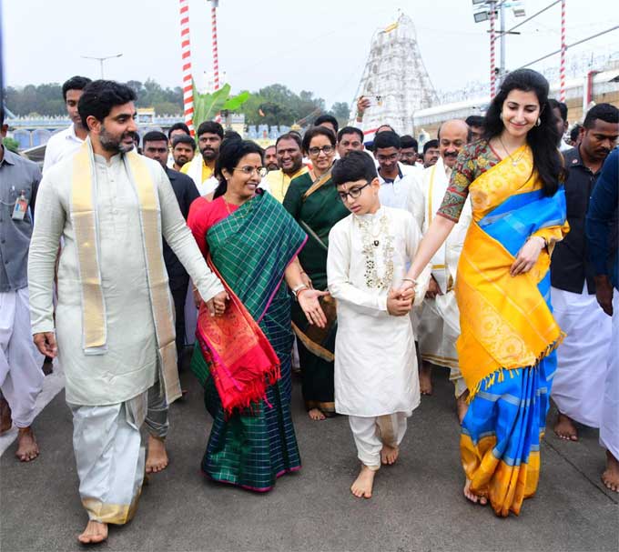 Nara lokesh family: దేవాన్ష్‌ పుట్టినరోజు.. శ్రీవారిని దర్శించుకున్న కుటుంబ సభ్యులు | devansh ...