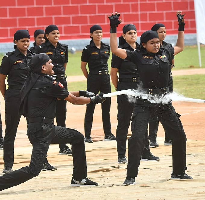 Hyderabad : ఆర్పీఎఫ్‌ రైజింగ్‌ డే వేడుకలు.. ఆకట్టుకున్న విన్యాసాలు ...