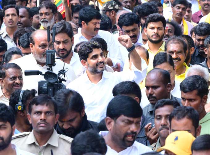 Yuvagalam:నారా లోకేశ్‌ ‘యువగళం’ పునః ప్రారంభం | nara lokesh yuvagalam ...