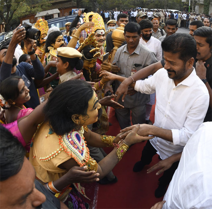 Gaddar: రవీంద్రభారతిలో ప్రజా గాయకుడు గద్దర్ జయంతి | Gaddar birth ...