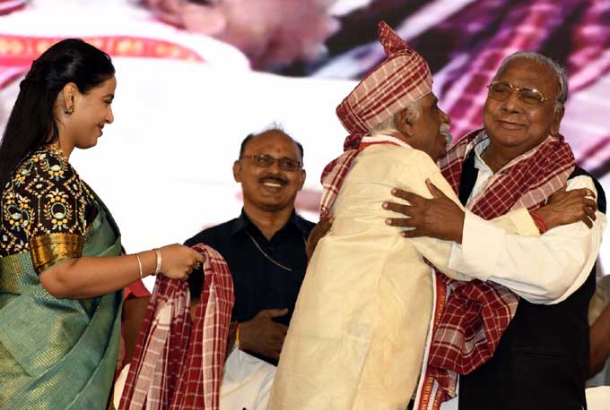 Alai Balai: నాంపల్లిలో బండారు దత్తాత్రేయ ‘అలయ్‍-బలయ్‍’.. హాజరైన ...