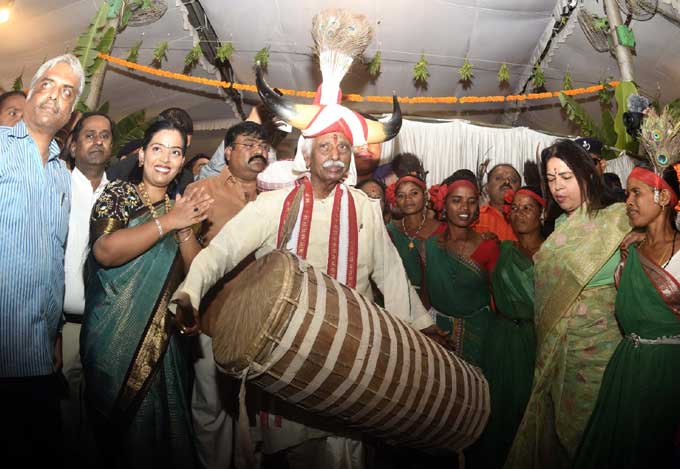 Alai Balai: నాంపల్లిలో బండారు దత్తాత్రేయ ‘అలయ్‍-బలయ్‍’.. హాజరైన ...